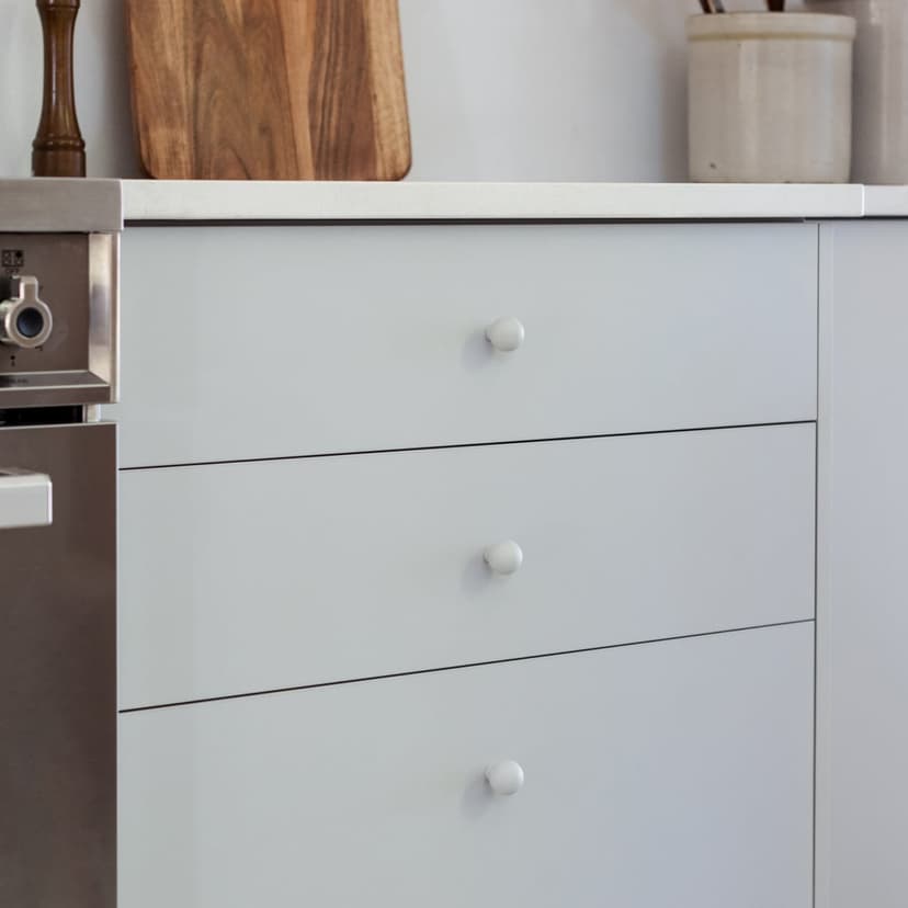 Bill 30Ø Oak Natural - Knob in ash wood