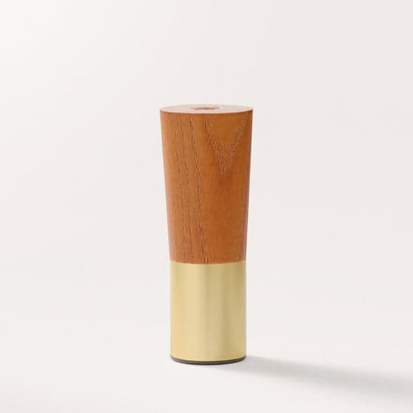 Estelle 120 Oak natural - Furniture leg in oak wood with brass toe